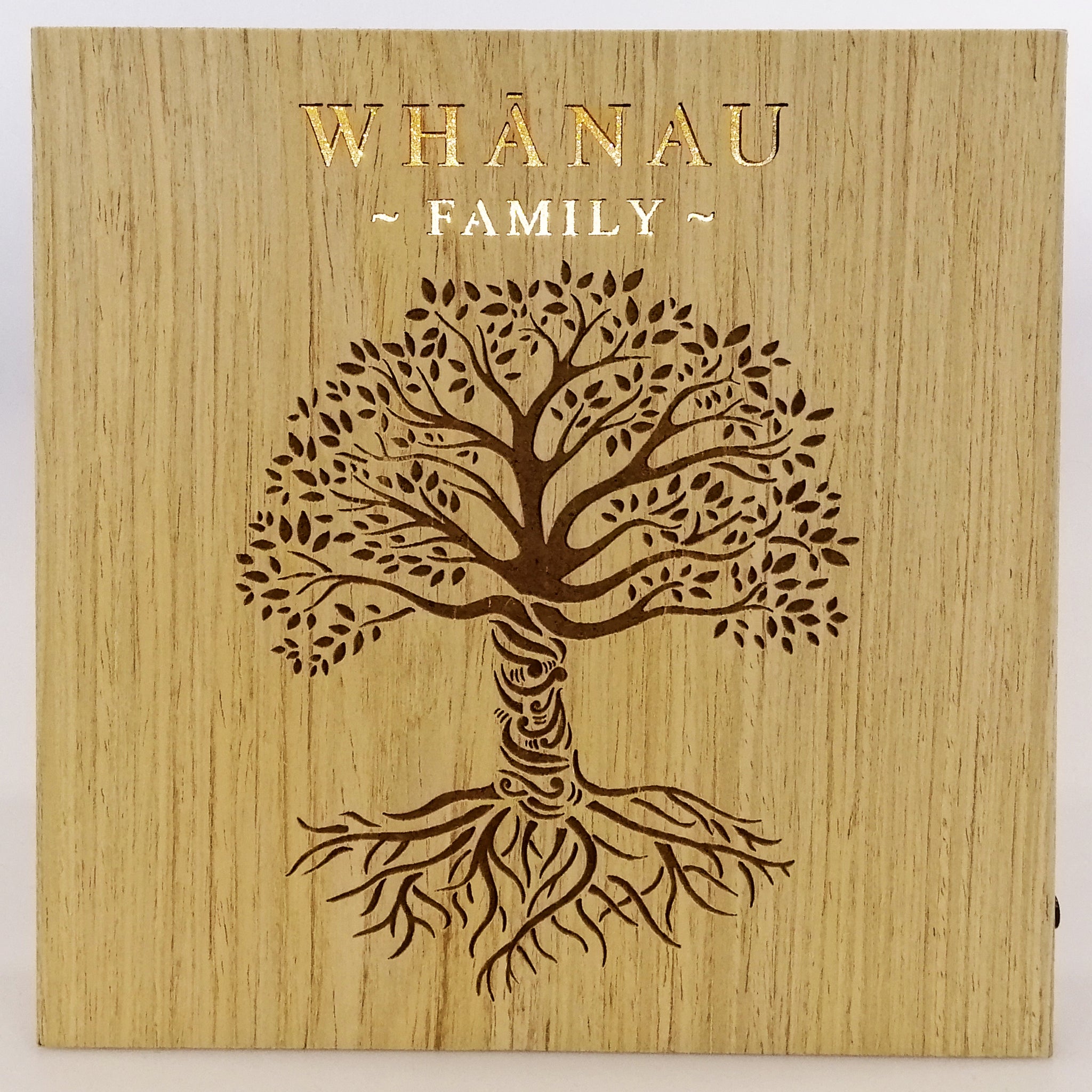 LED Kiwiana Block - 'Tree Whanau - Family' – Acquisitions New Zealand